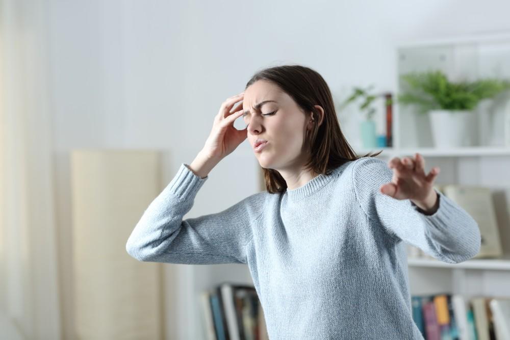 Giddiness vs. Vertigo: Causes, Symptoms & Treatment | New York ...
